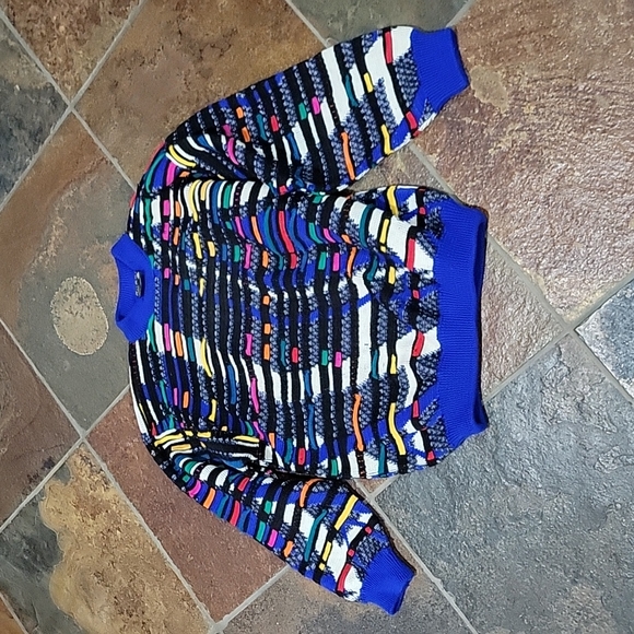 COOGI | Sweaters | Vintage Coogi 0 Wool Vibrant Colors Nice Design ...